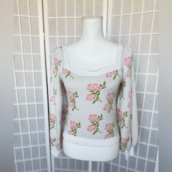 Willow & Wind | Sweaters | Willow Wind Knit Sweater With Pink Floral ...